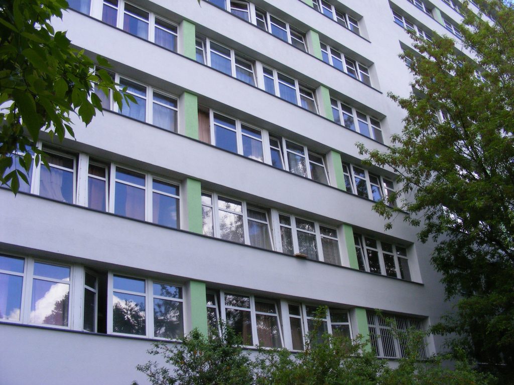 residence-hall-doctoral-and-post-diploma-studies-at-the-university-of