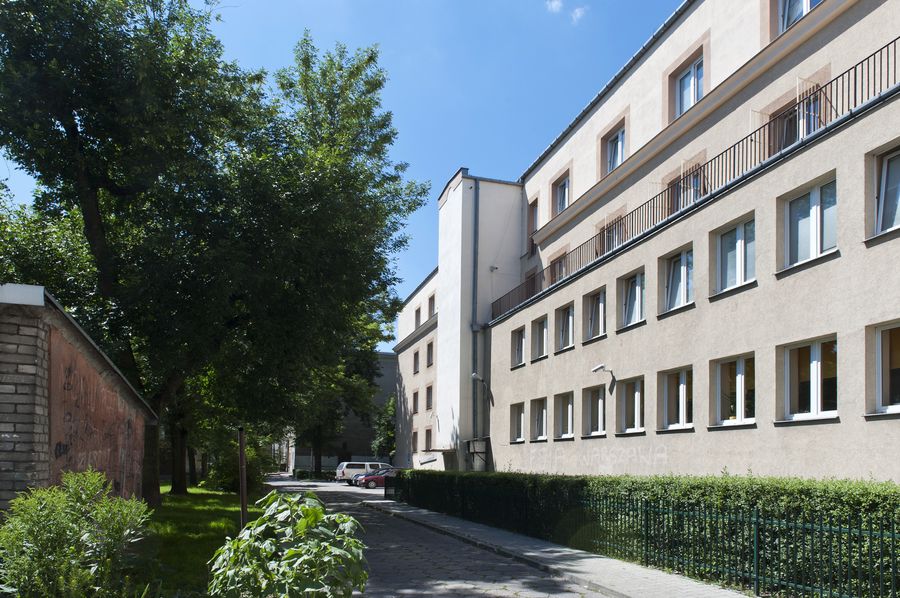 residence-hall-doctoral-and-post-diploma-studies-at-the-university-of